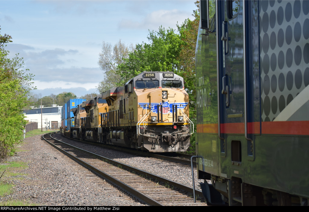 UP 8256 8217 5736 IDTX 4610